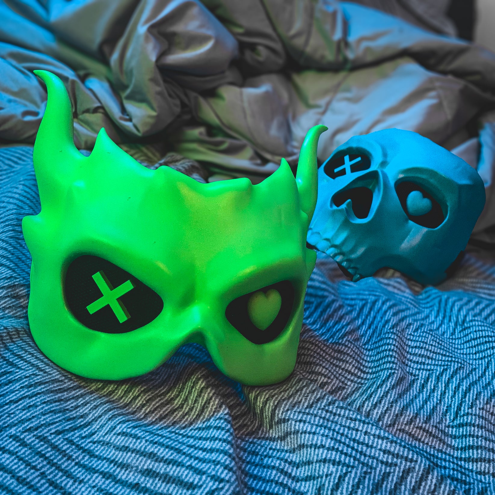 Lights Out BookTok Mask – Incognito Studios